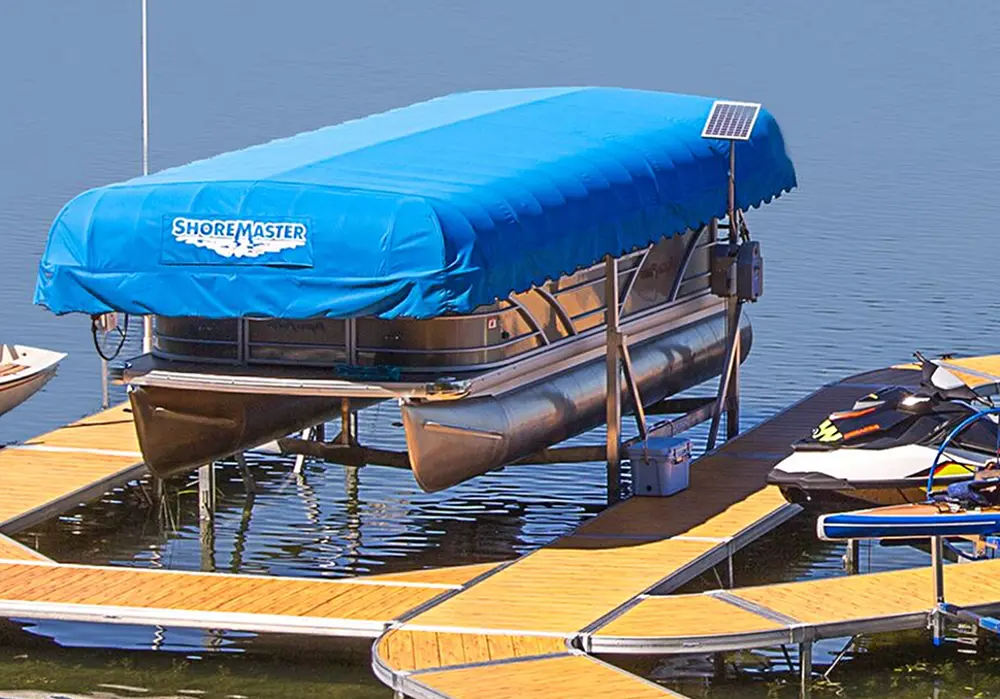 Benefits of Storing Your Boat on a Boat Lift