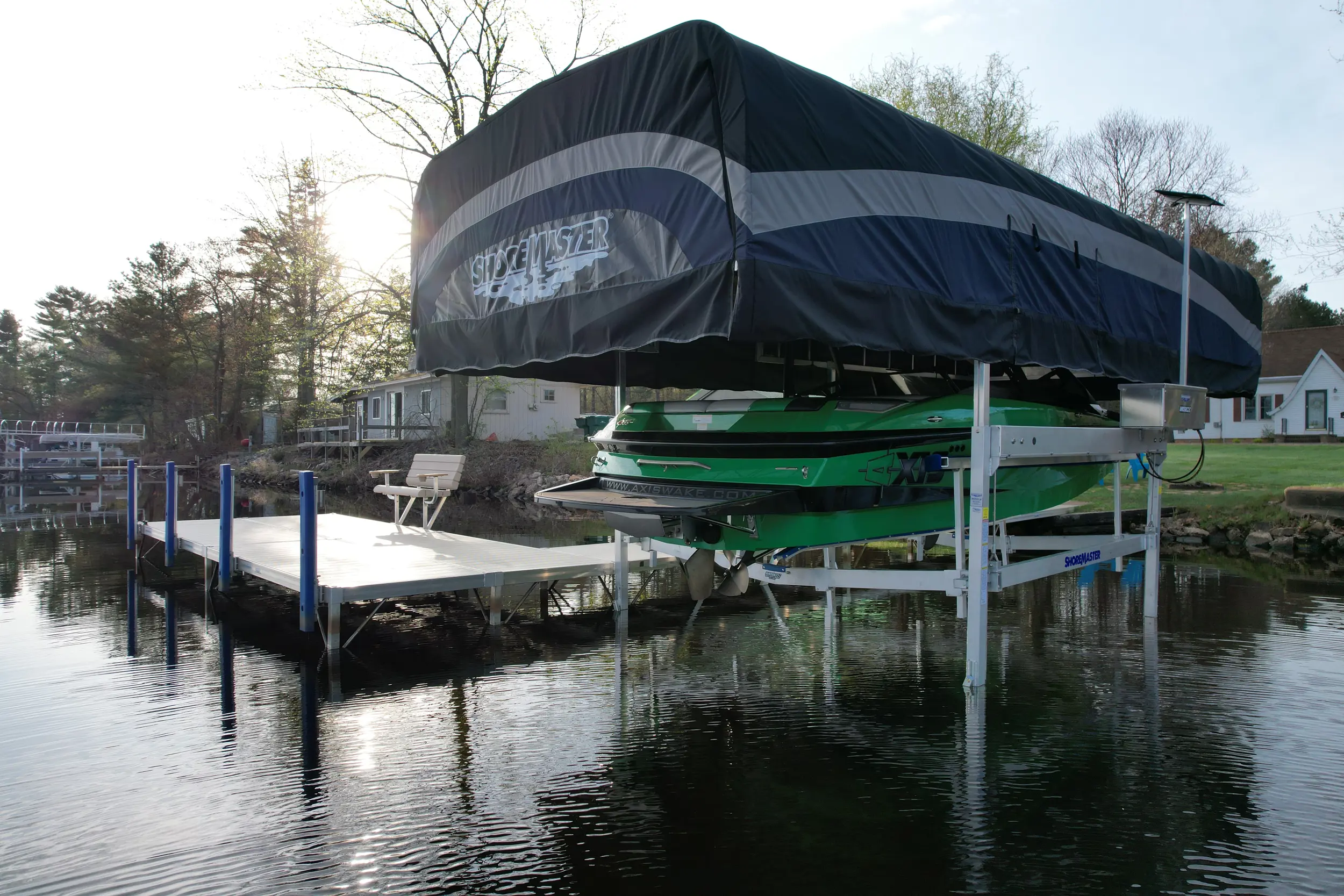 Vertical Hydraulic Boat Lifts | ShoreMaster Push-Button Convenience